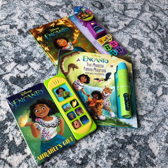Disney | Toys | New Disney Encanto Book Set Projector Microphone ...